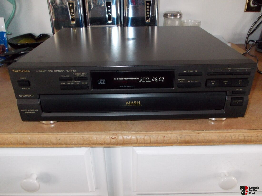 Technics SL-P9062 multi disc player For Sale - Canuck Audio Mart
