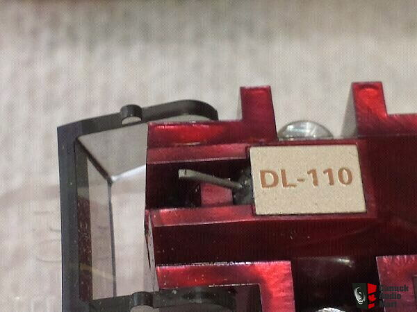 Denon DL-110 High Output Moving Coil Phono Cartridge Photo #1249649 ...
