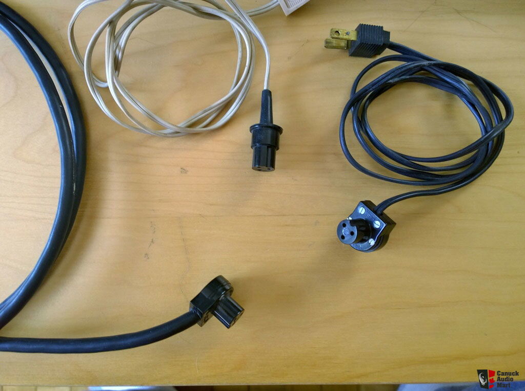 Quad 303 33 power cords Photo #1257688 - Canuck Audio Mart