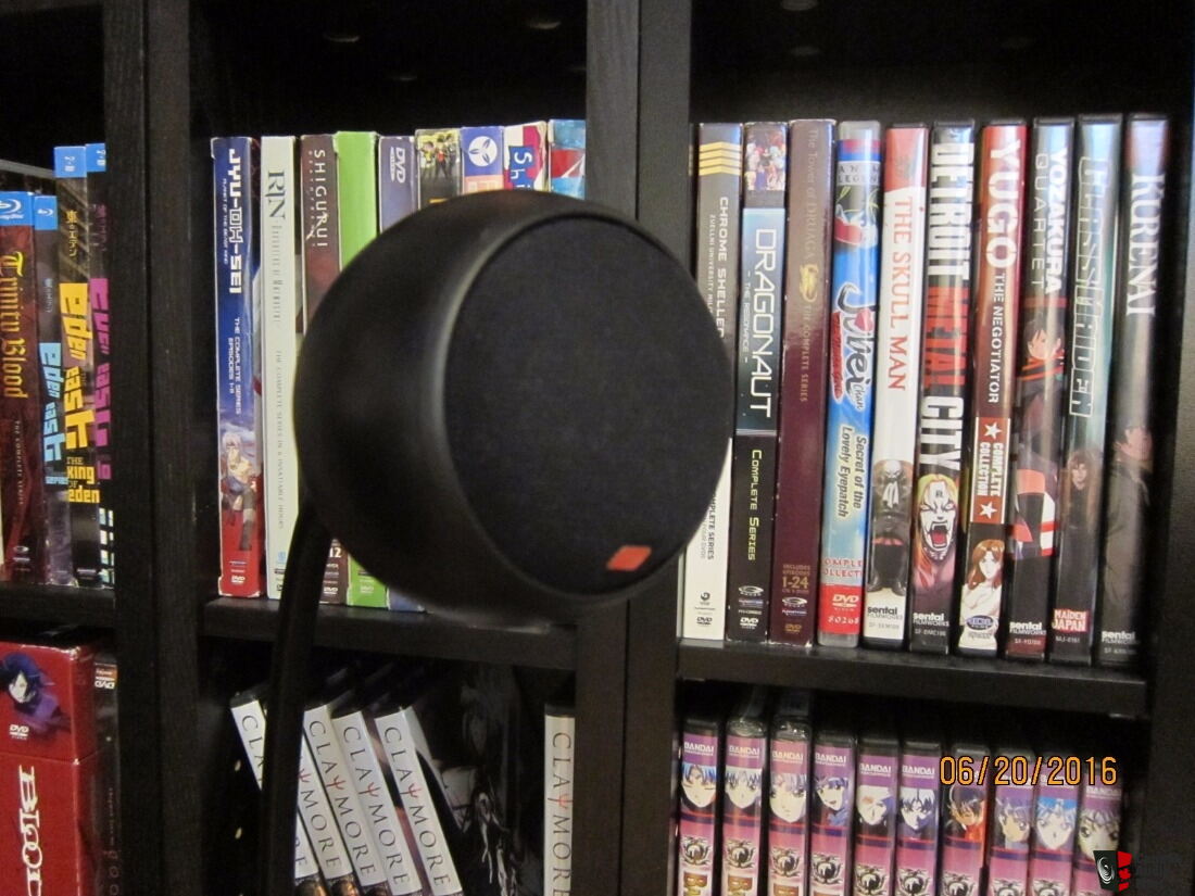 5 High end Anthony Gallo Nucleus Micro speakers