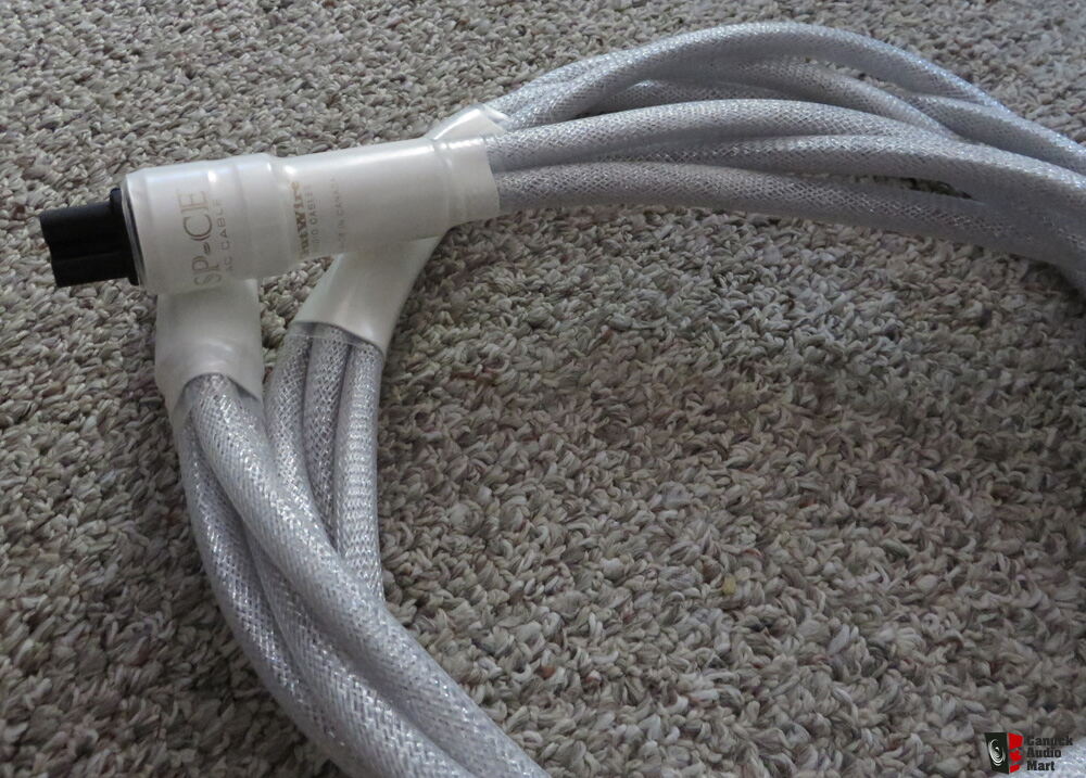 GutWire SP-Crystal Edition Power Cable - 6 ft - DEMO - REDUCED Photo ...