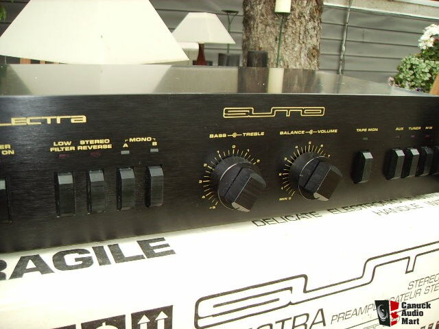 Sumo Electra Preamp Photo #128835 - Canuck Audio Mart