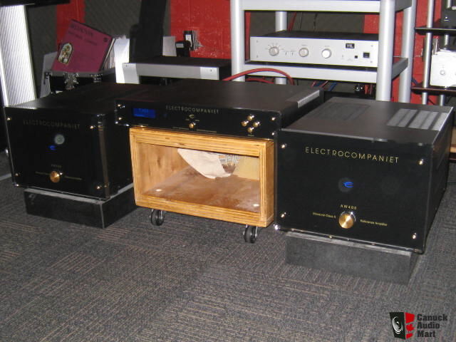 Electrocompaniet EC4.8 Preamp & AW 400 Mono Block Power Amp Combo Photo ...