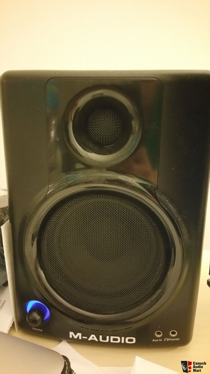 M-Audio AV40 Active Studio Monitor Photo #1306123 - UK Audio Mart