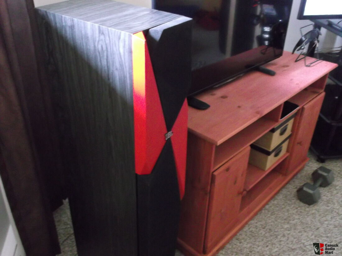 JBL Studio 190 3 way 4SPKR Towers Photo #1279461 - Canuck Audio Mart