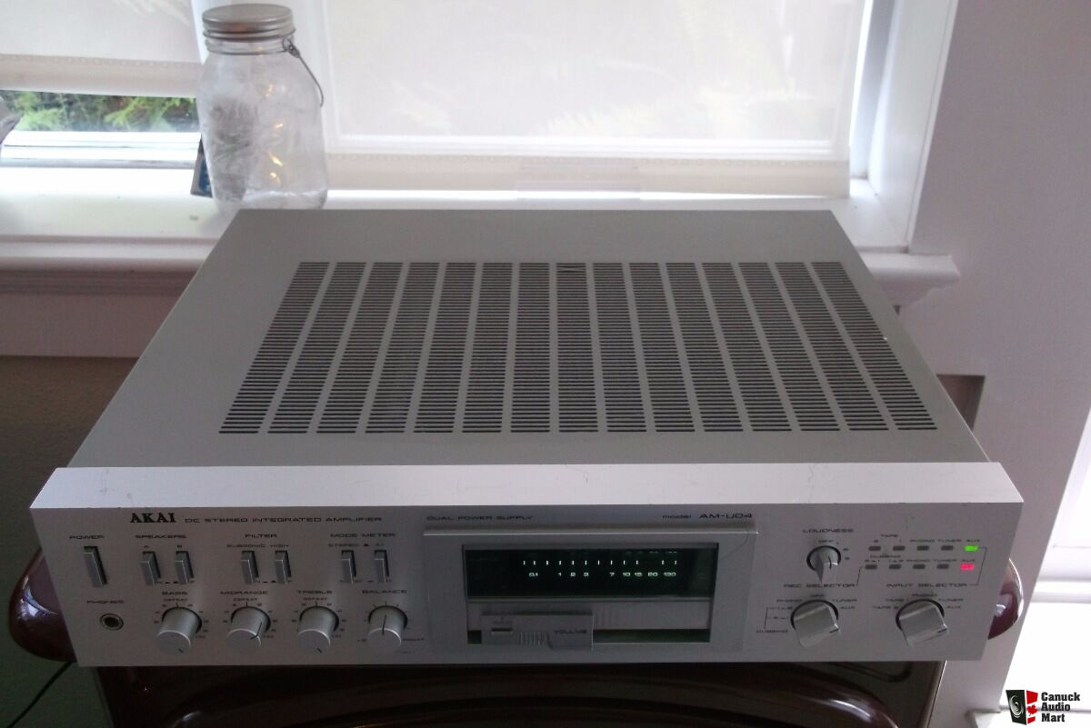 Reduced Akai AM-U04 Stereo Integrated Amplifier and free tuner Photo ...
