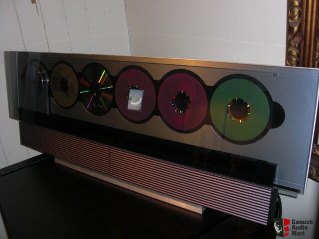 Bang & Olufsen Beosound 9000 +table stand Photo #132730 - Canuck Audio Mart