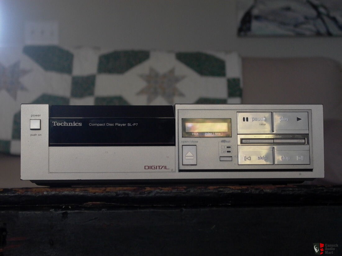 Technics Micro System & stand Photo #1340433 - UK Audio Mart