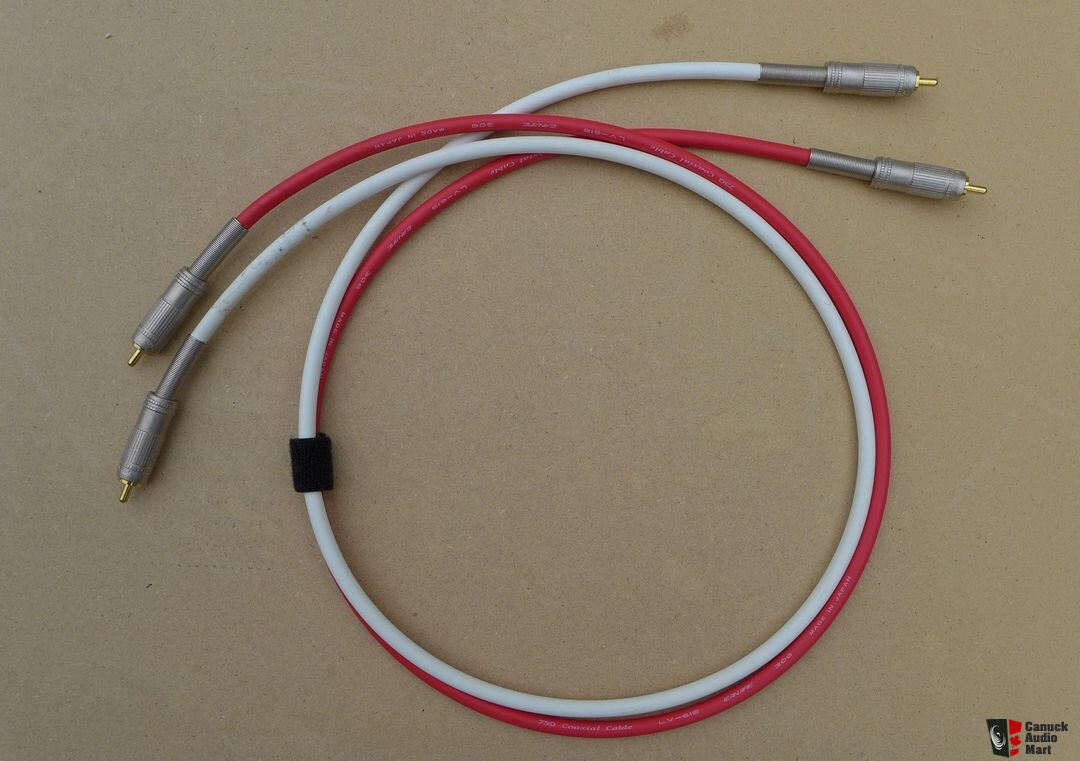 Canare L-4E6S interconnect cables with Canare RCA plugs ( 2 long pair )