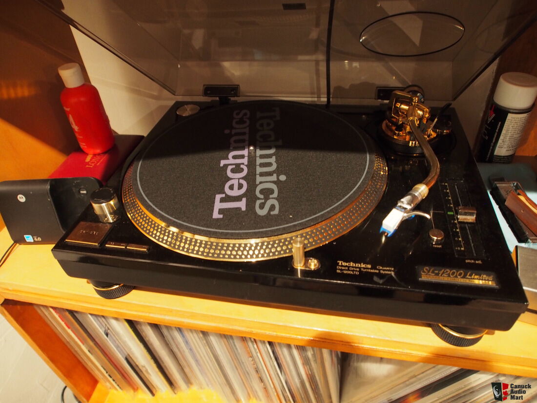 turntable technics SL-1200 LTD gold Photo #1348999 - Canuck Audio Mart
