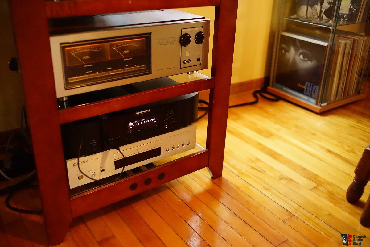 Marantz NA-7004 Dac and streamer For Sale - Canuck Audio Mart