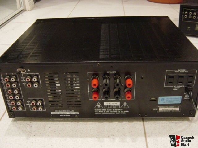 akai stereo integrated dc amplifier, model: AM-32 Photo #136229 ...