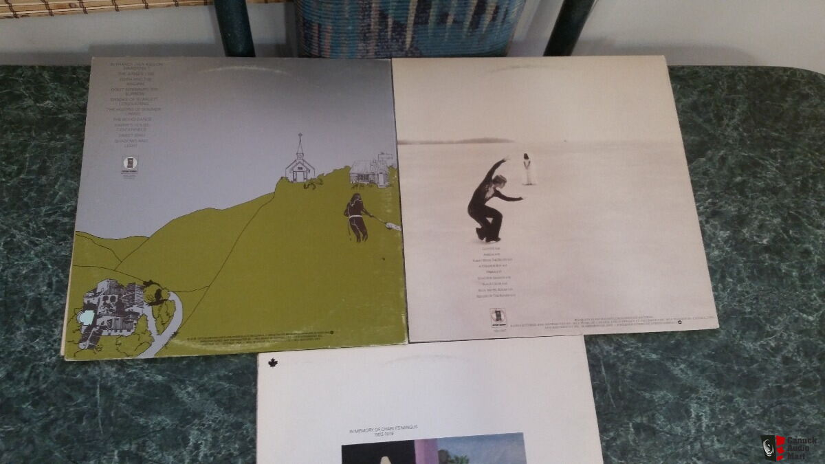 joni mitchell vinyl set Photo #1366205 - UK Audio Mart