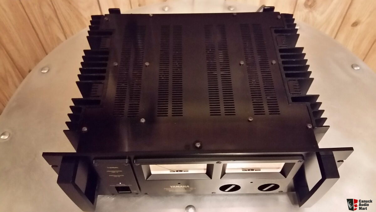 Yamaha PC2002M 2 CHANNEL Amplifier Photo #1383908 - US Audio Mart