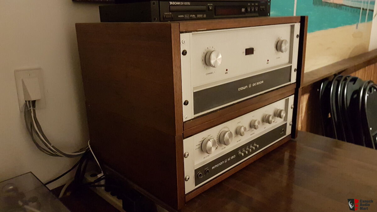 Crown DC300A Amplifier and IC150 Pre-Amplifier in original rack Vintage ...