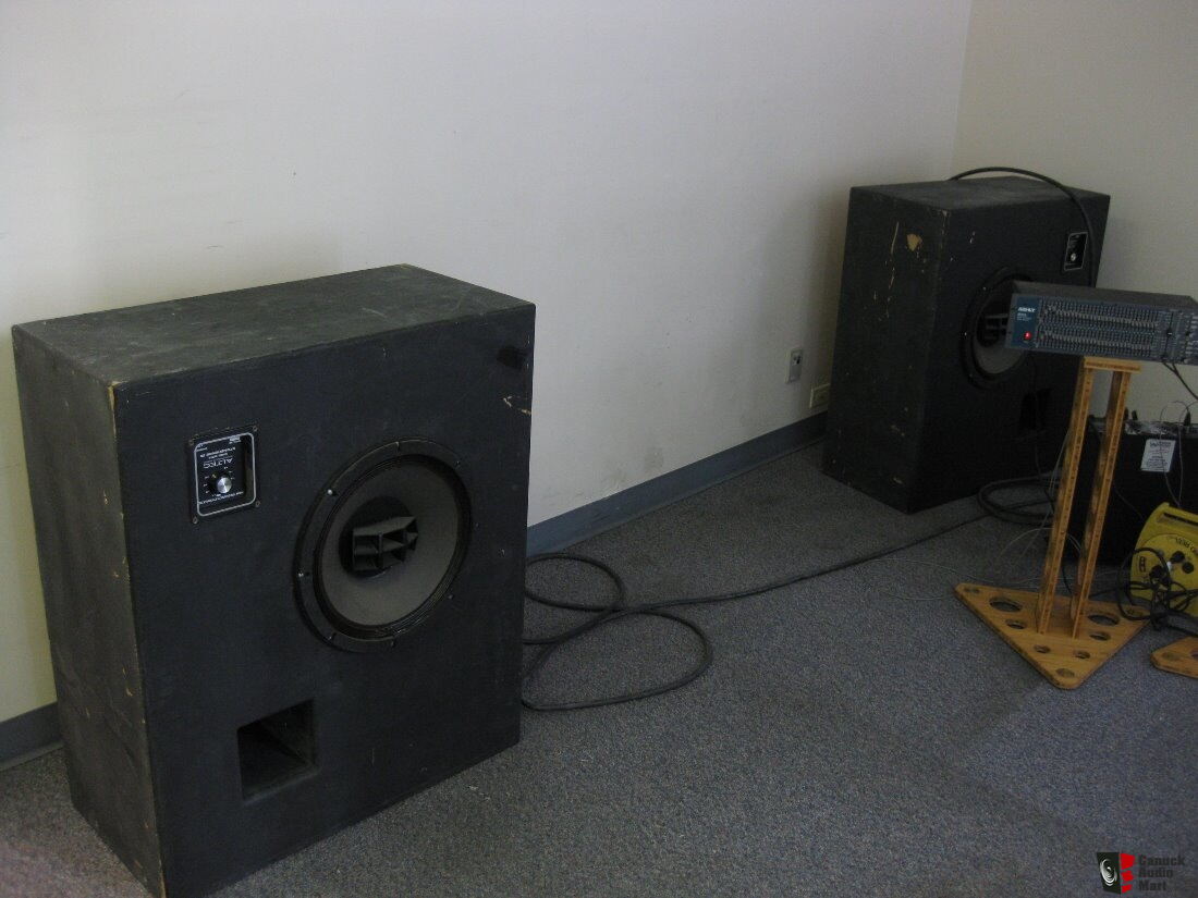 Altec 604 G speakers with Stonehenge iii X-overs mod 3577A Photo ...