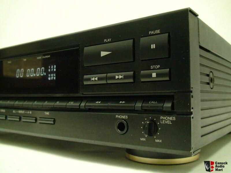 Denon DCD-620 CD player remote incuded Photo #141347 - Canuck Audio Mart