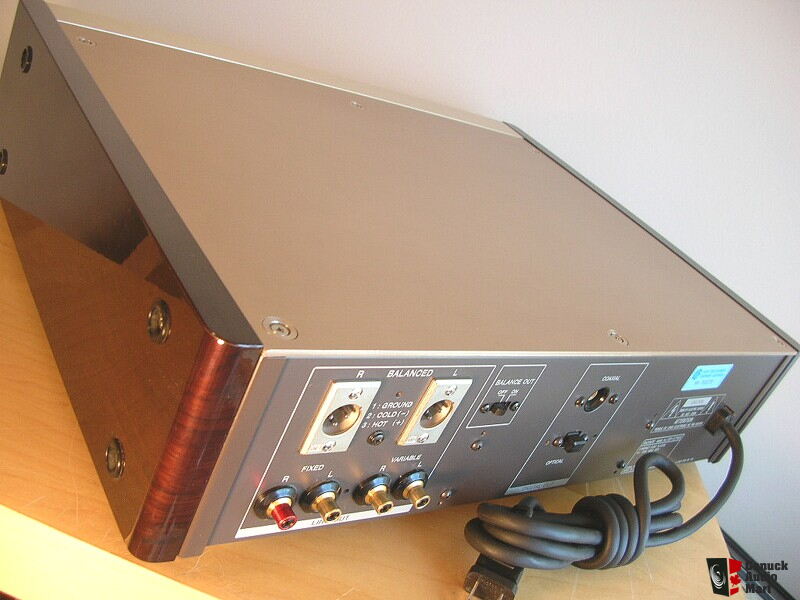 SONY CDP-X779ES REFERENCE CD PLAYER *** 40 LBS IN ROSEWOOD *** SONY's ...