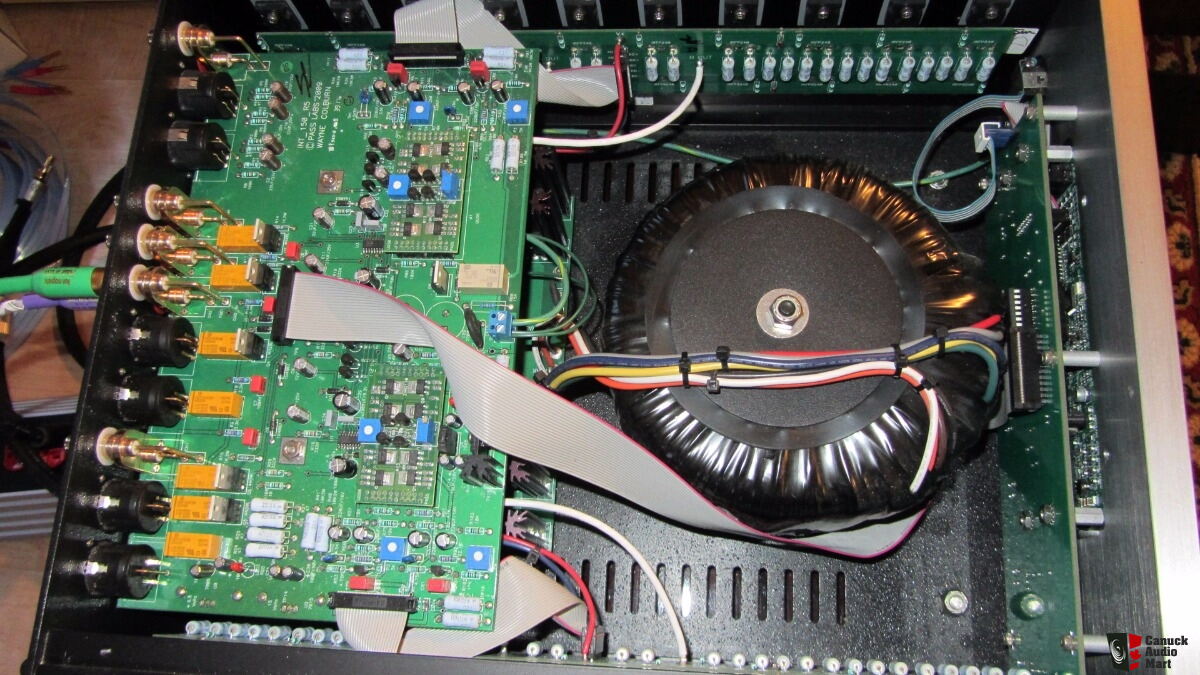 Pass Labs INT-30A integrated amp Photo #1428383 - Canuck Audio Mart