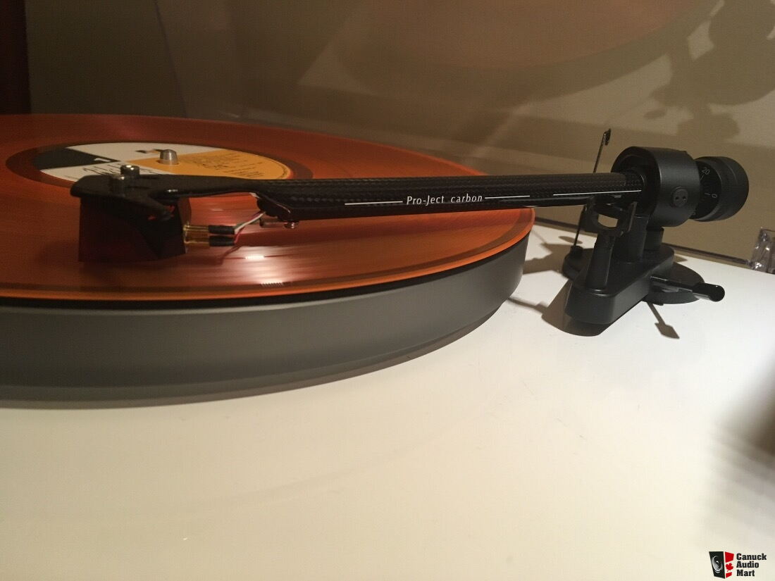 Pro-Ject Debut Carbon Esprit turntable **Sold Photo #1430380 - Canuck ...