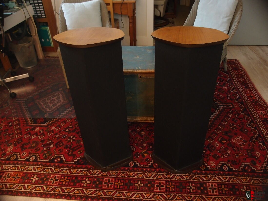 A DCM Time Windows pair Photo #1438246 - Canuck Audio Mart