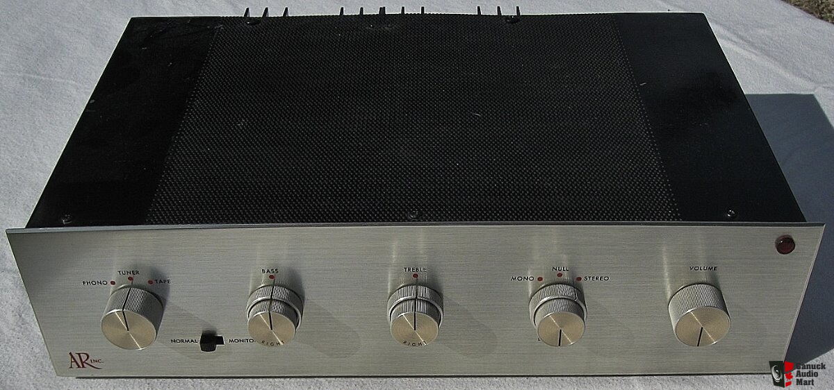 Superb AR (Acoustic Research) Model AU Integrated Amplifier Photo ...