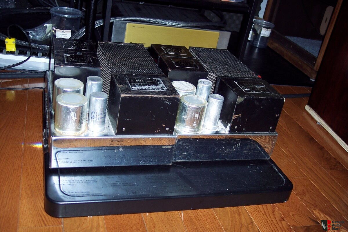 McIntosh MC-250 Stereo Power Amp 50w/c Photo #1481213 - Canuck Audio Mart