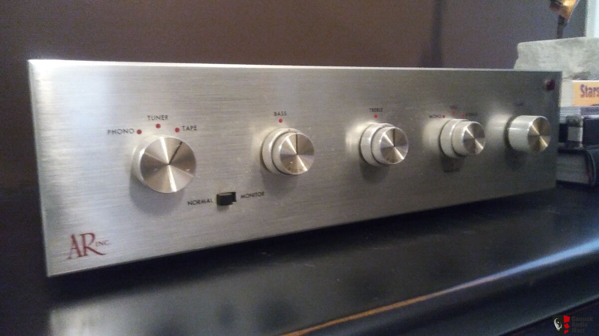 AR Acoustic Research (Model AU )Solid State Integrated Amplifier ...