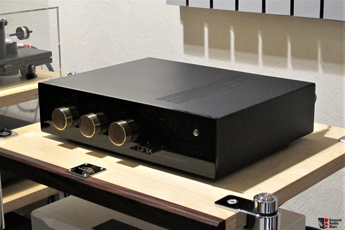 ONIX A-120 integrated amplifier made in England - EXCELLENT (SOLD TO ...