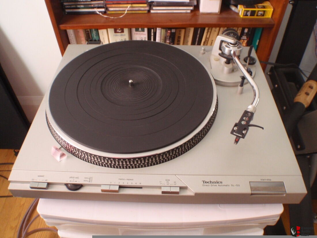 Technics Direct Drive Automatic SL-D3 Turntable with Ortofon OM 10 ...