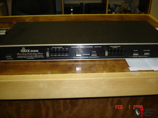dbx 228 Type II Tape Noise Reduction System Photo #15180 - Canuck Audio ...