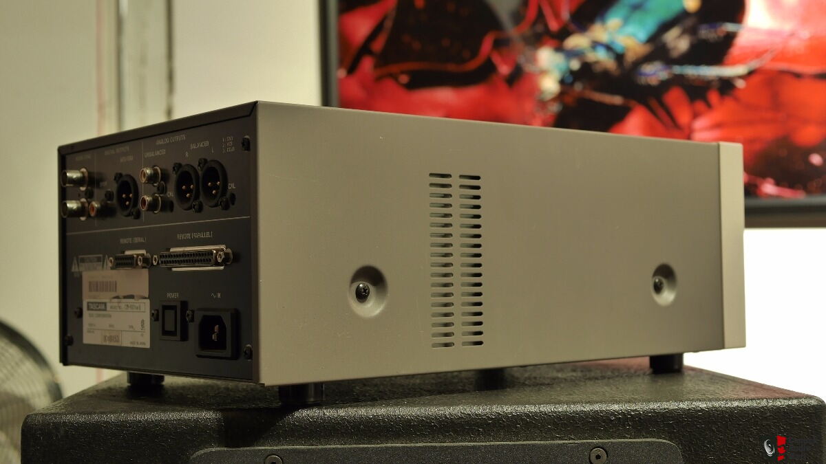 Tascam CE-601 MKll Professional CD Player Photo #1519968 - US Audio Mart