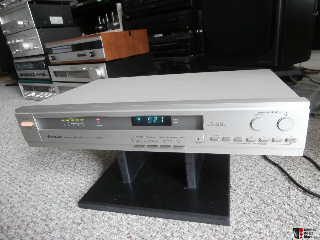 Hitachi FT-4400 FM / AM Stereo Tuner For Sale - Canuck Audio Mart