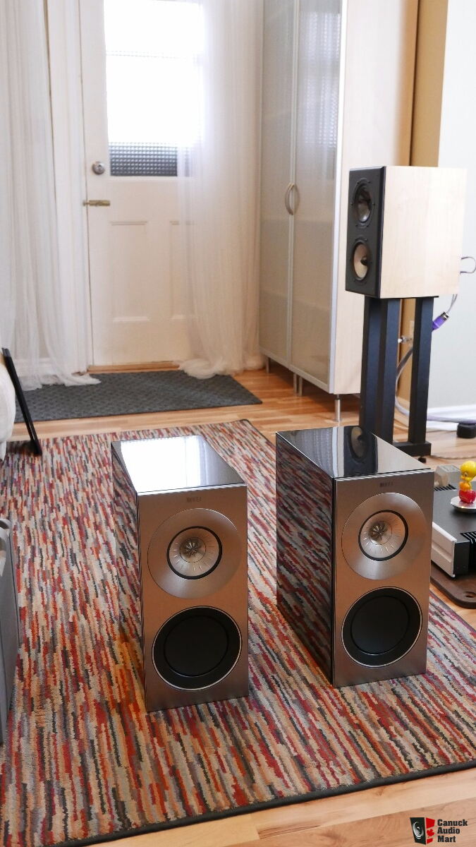 KEF Reference 1 Piano Black - Superb with matching factory stands Photo ...