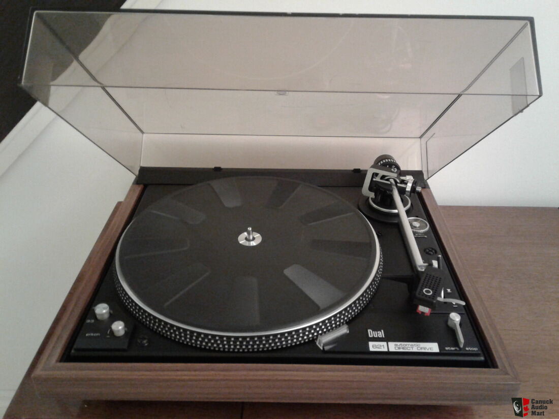 Dual 621 stereo turntable Photo #1538529 - Canuck Audio Mart