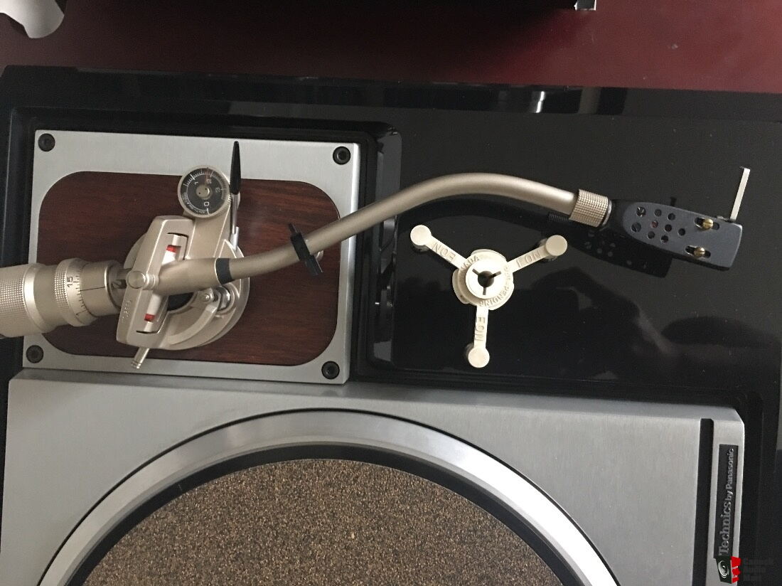 Technics SP 10 MK2 with The SH-10B3 Obsidian plint (SL 1000 MK2 ) Photo ...