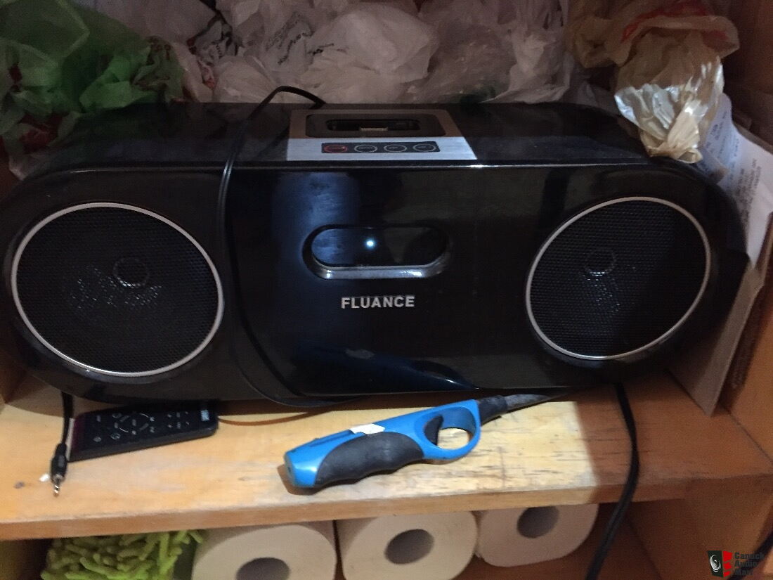 Fluance FiSDK500 iPod/iPhone Speaker Dock For Sale - Canuck Audio Mart