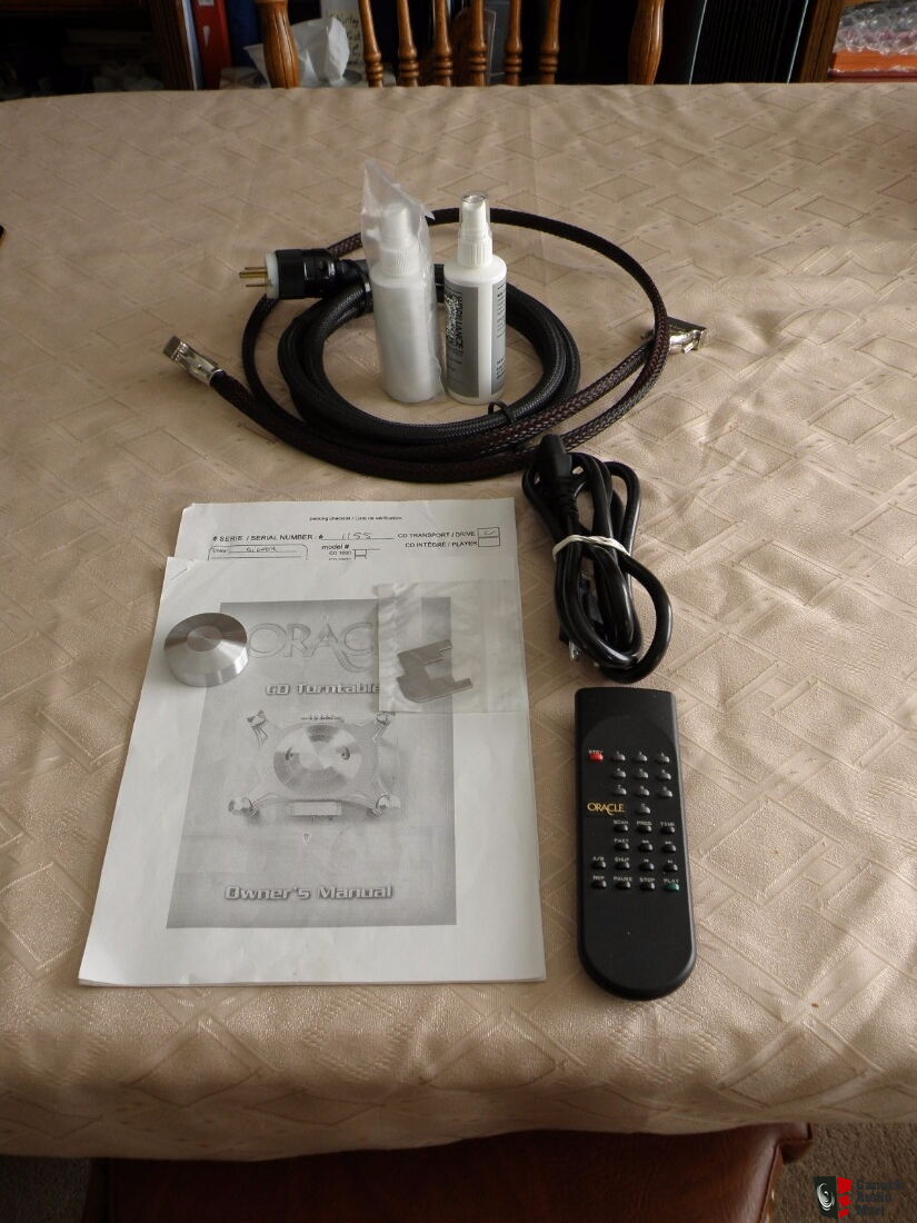 One - Model D-2000 Oracle CD Turntable (Transport) Photo #1578642 - UK ...