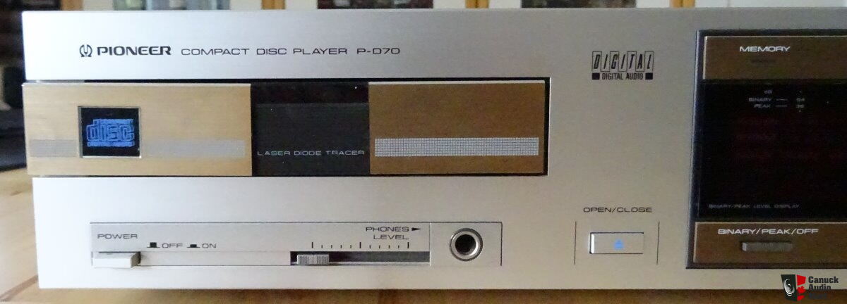 1983 legendary rare collectible CD player Pioneer P-D70 Photo #1213830 ...