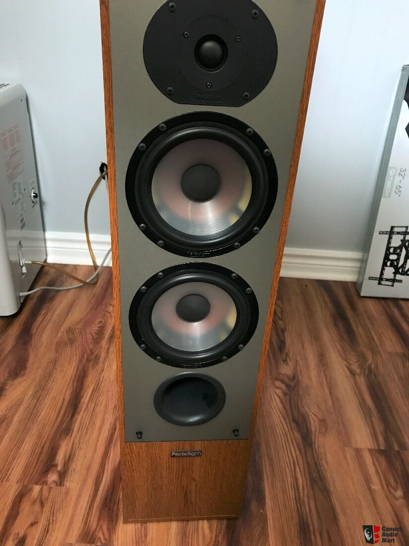 Paradigm 7SE MK3 in Oak (Excellent Value) Photo #1586770 - US Audio Mart