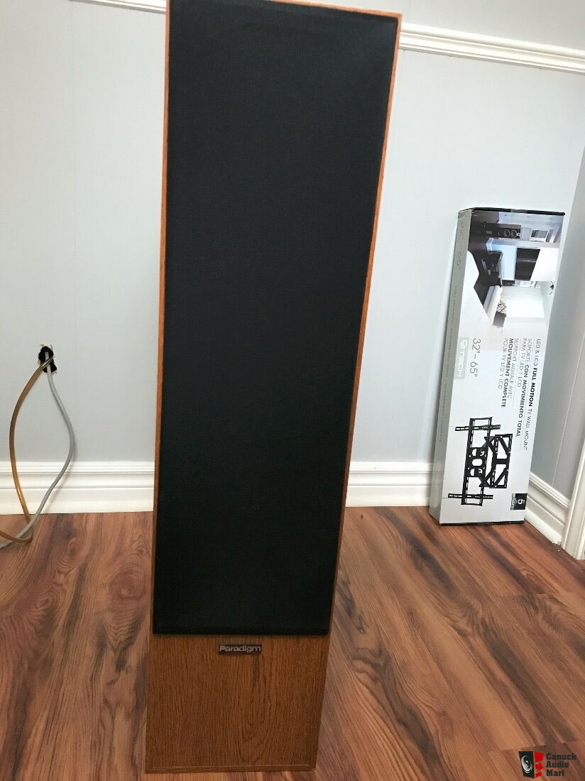 Paradigm 7SE MK3 in Oak (Excellent Value) Photo #1586770 - US Audio Mart