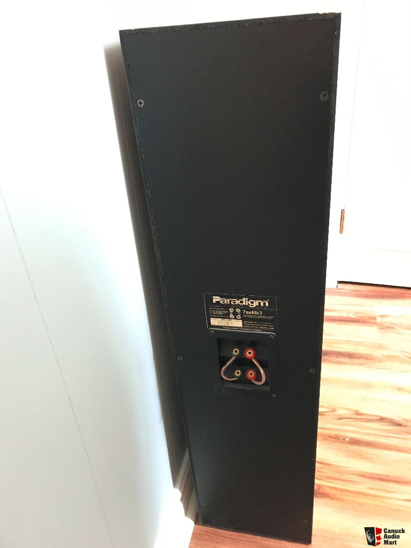Paradigm 7SE MK3 in Oak (Excellent Value) Photo #1586770 - US Audio Mart