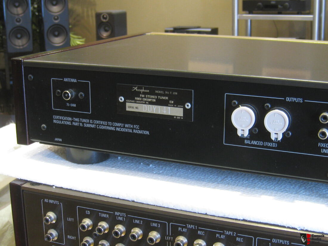 Accuphase T108 FM Tuner Photo #1592051 - Canuck Audio Mart