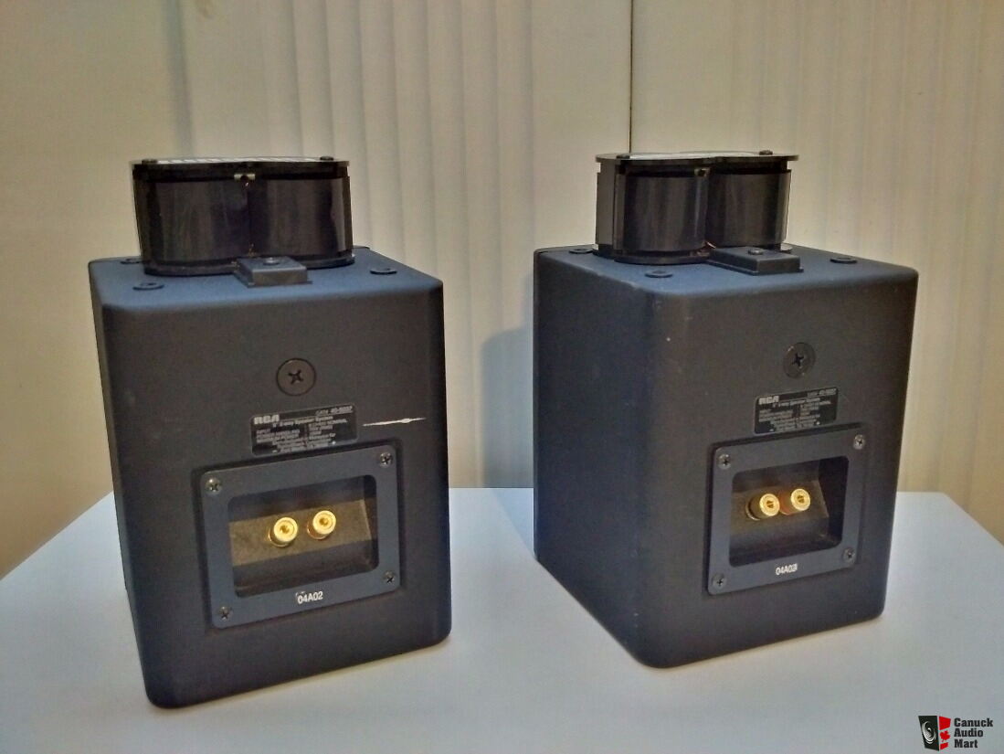 RCA Linaeum Speakers with Kevlar Mid/Bass Driver Photo #1638071 - US ...