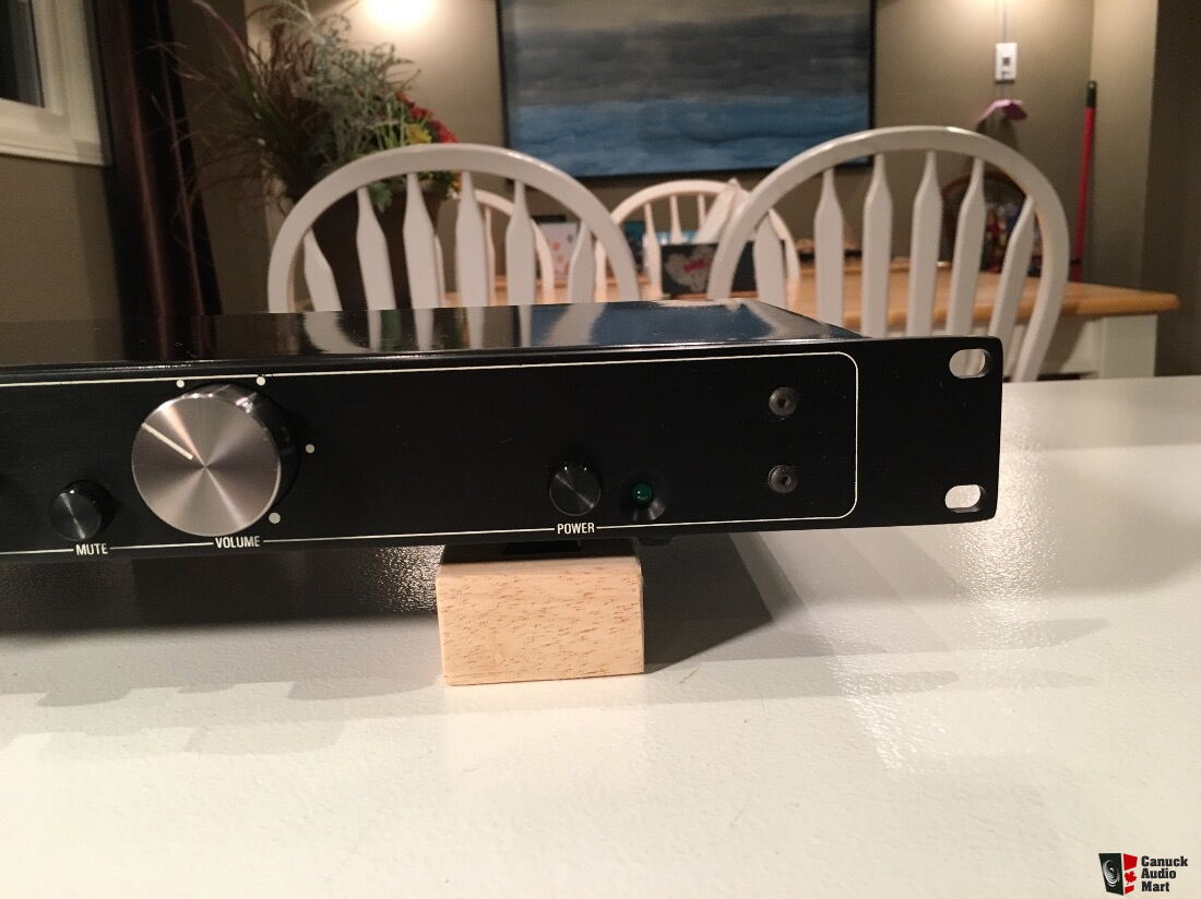 Bryston 0.5B Preamplifier with Phono Photo #1642642 - Canuck Audio Mart