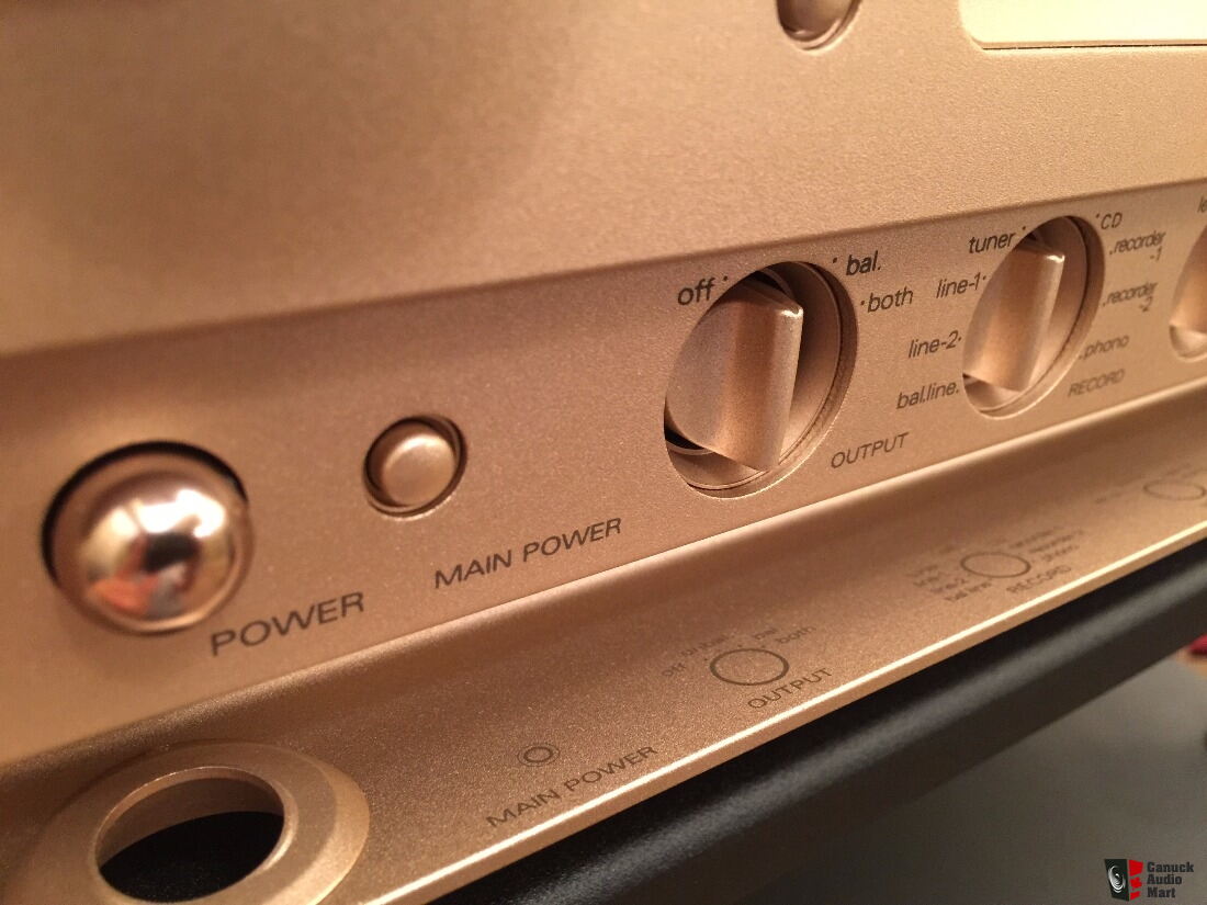 Luxman C-5 Signature Preamplifier Photo #1653306 - UK Audio Mart