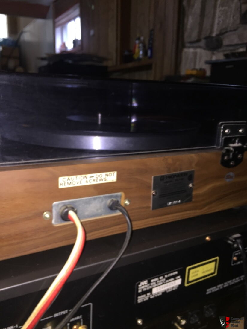 Pioneer PL-10 Turntable Photo #1662520 - Canuck Audio Mart