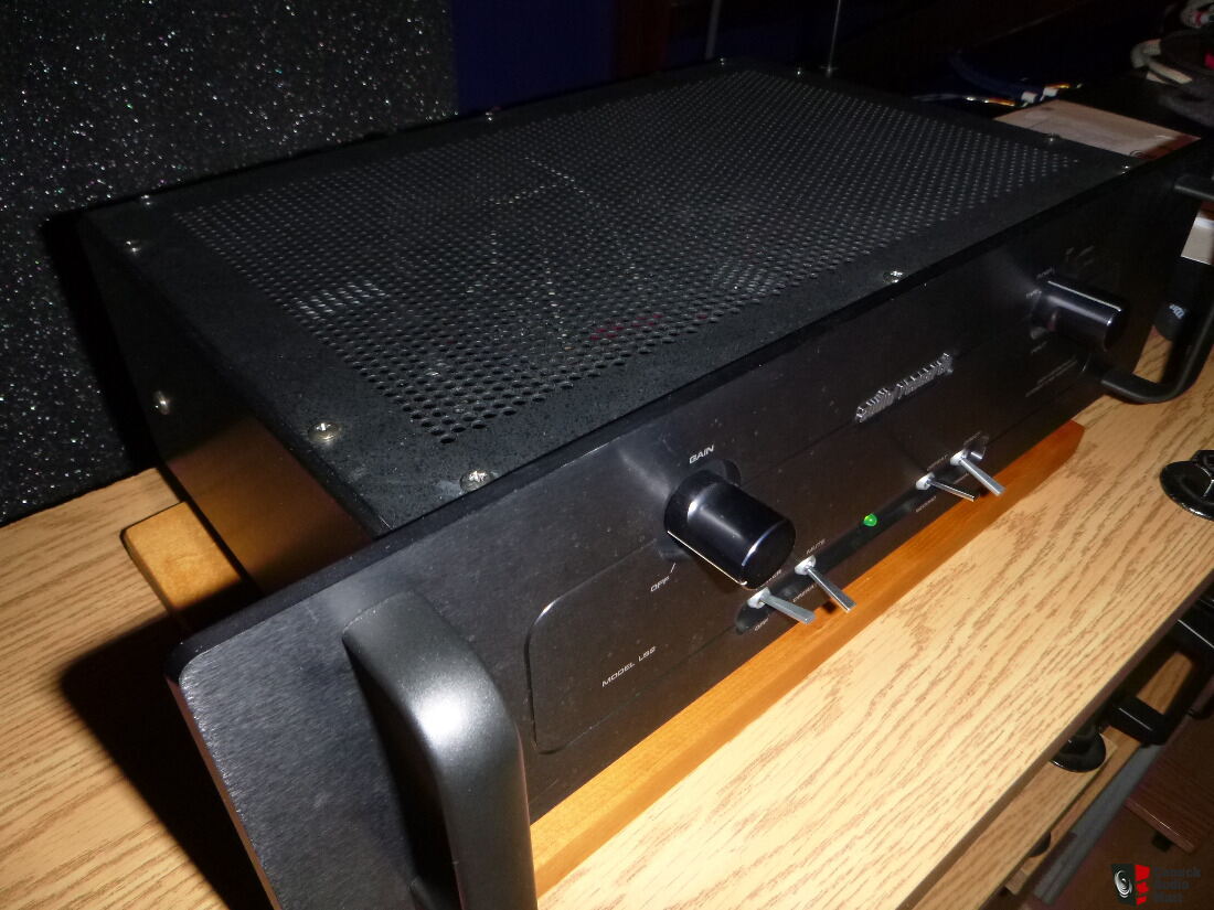 Audio Research LS2-B a Classic balanced tube preamp in black Photo ...