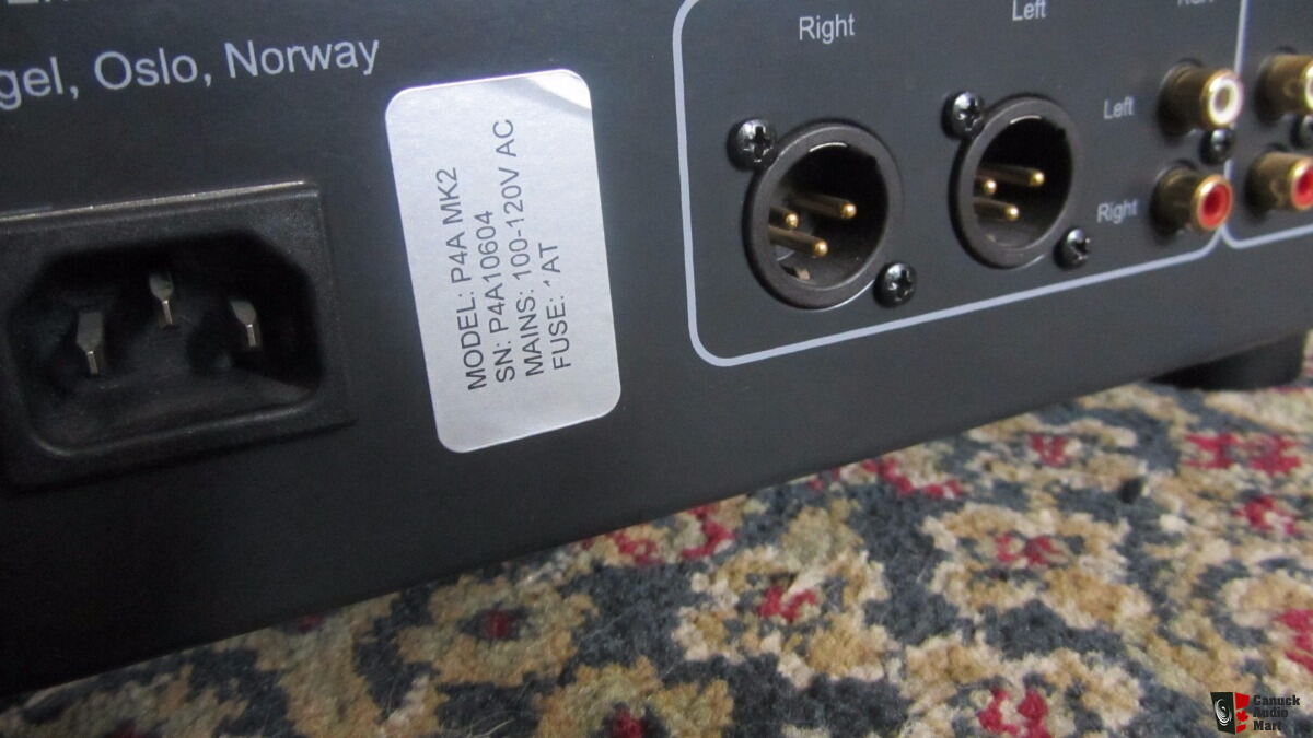 Hegel P4A Mk2 preamplifier Photo #1678128 - Aussie Audio Mart