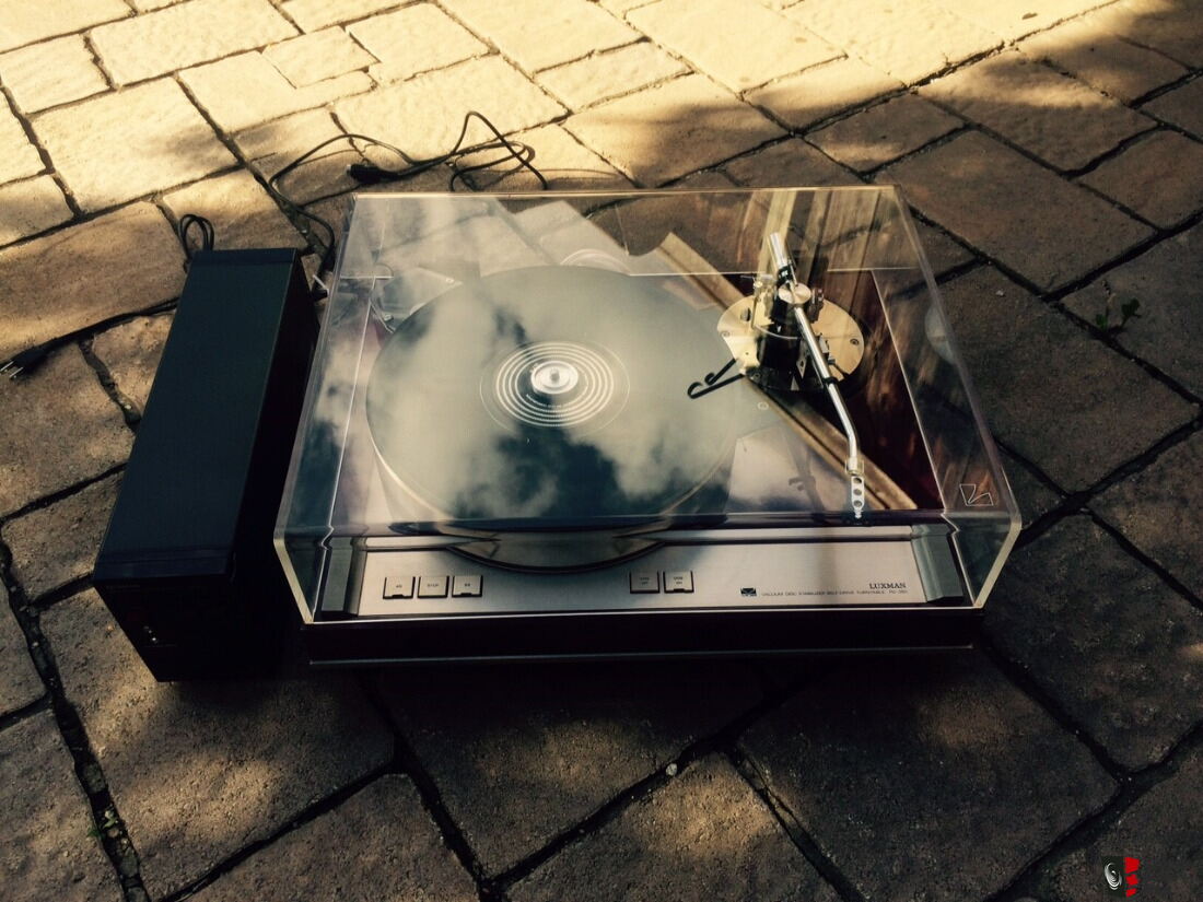 Luxman PD-350 top model turntable with SAEC tonearm Photo #1685330 - US ...